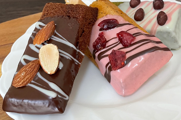 バレンタインフィナンシェバー｜横須賀土産に横須賀シフォン